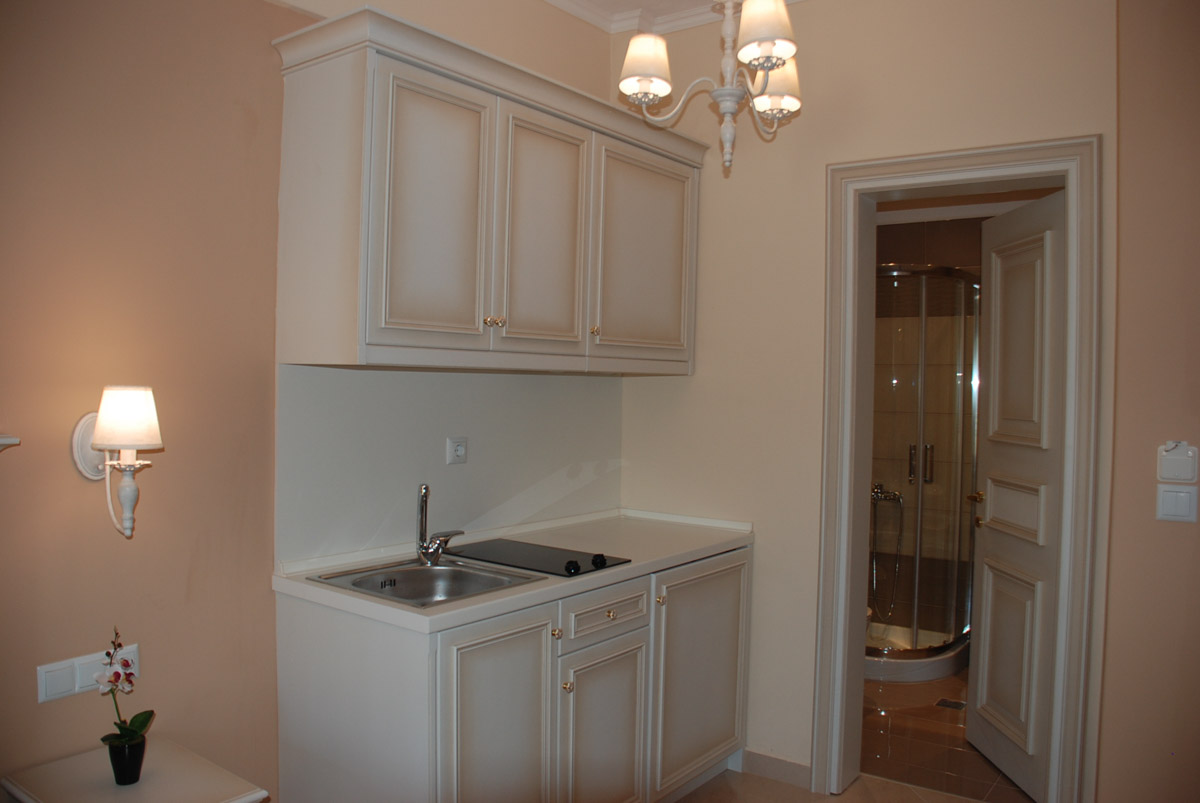 Deluxe Queen Studio | Elxis Luxury Resort located in Nea Vrasna